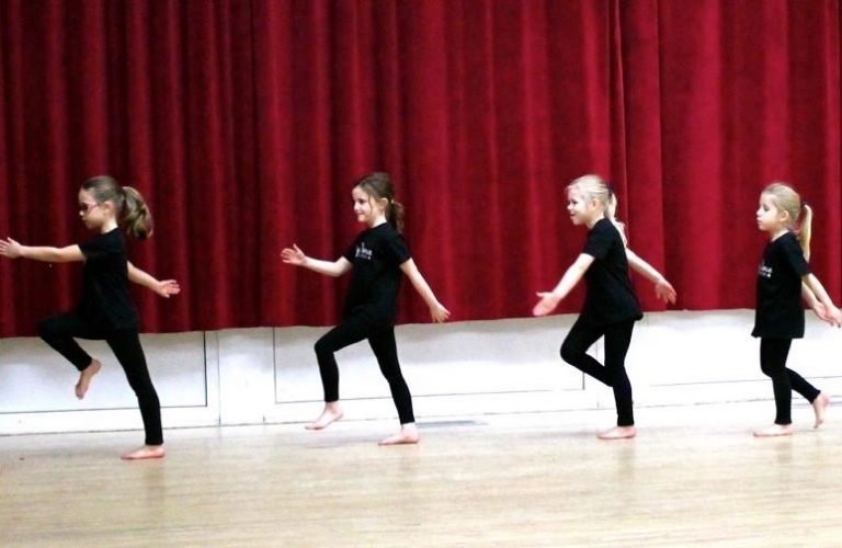 Surrey Dance School | Ballet & Modern Dance Classes